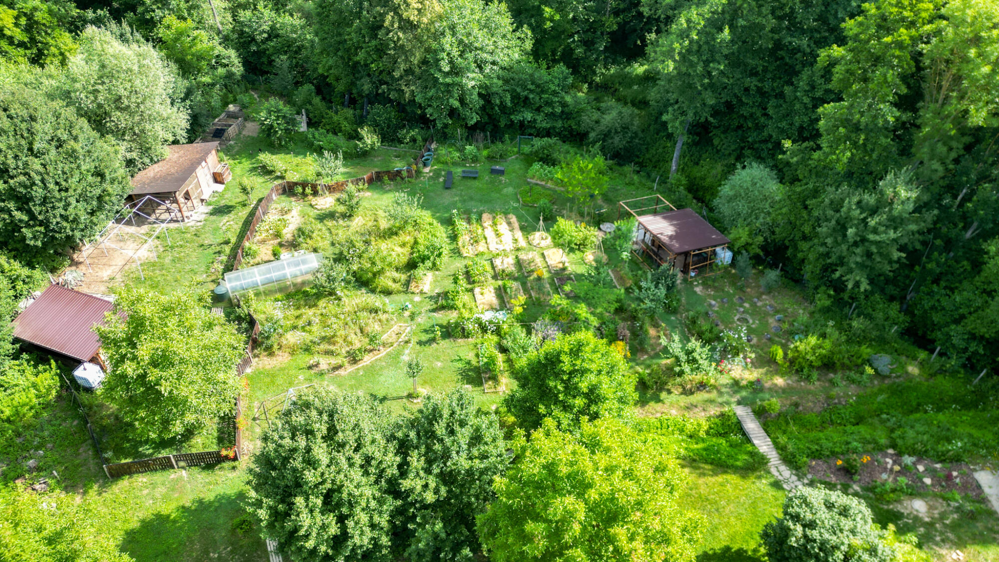 PREHLIADKA ZÁHRADY | Janka Vnuková, Nová zem